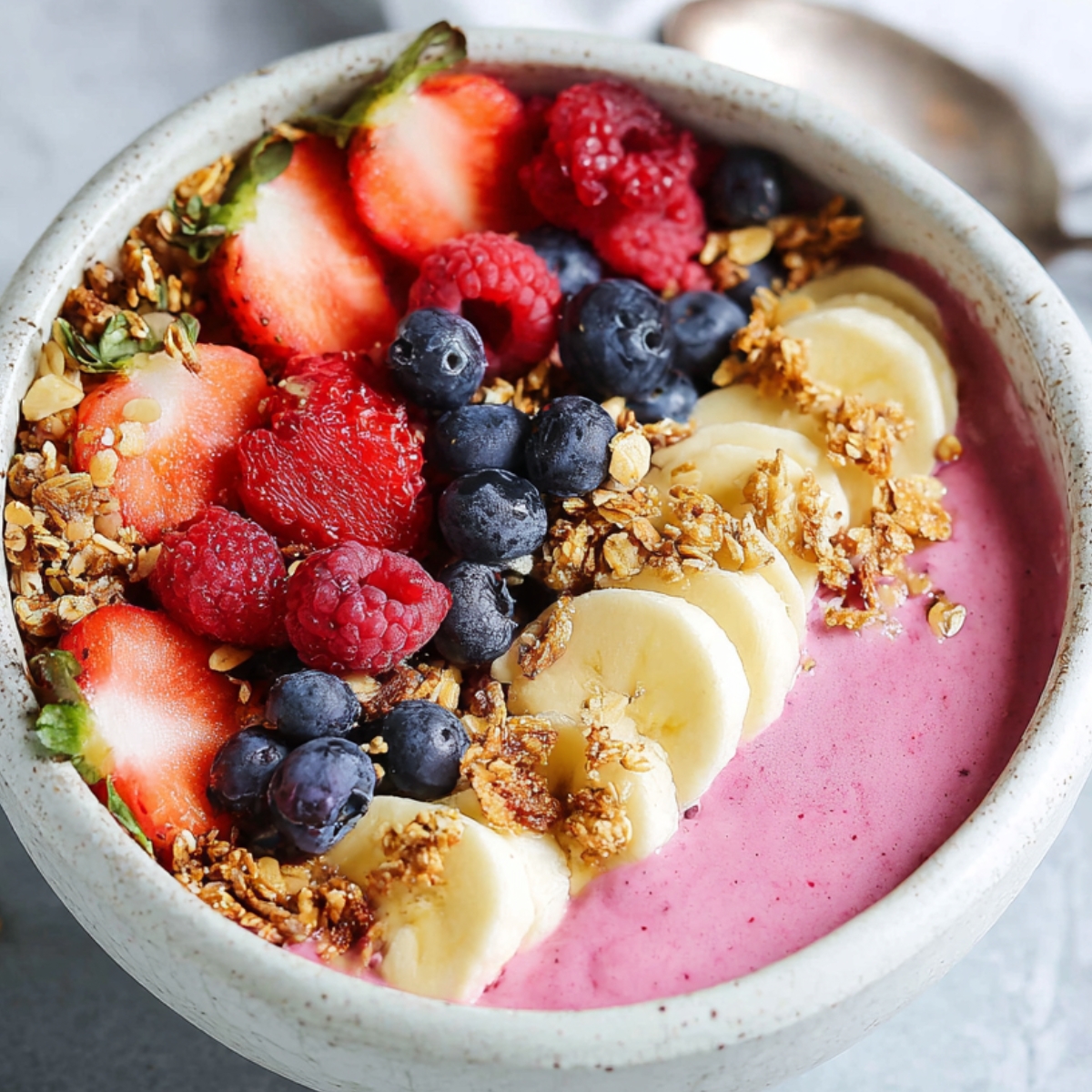 Healthy Raspberry Smoothie Bowl Recipe